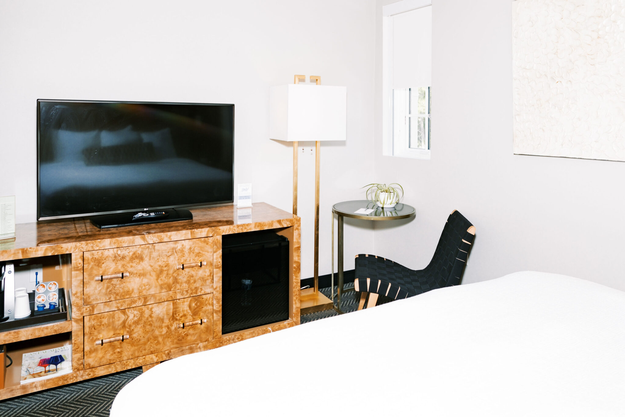 Book our Luxe Coho King Room | The Collegiate Hotel Auburn AL