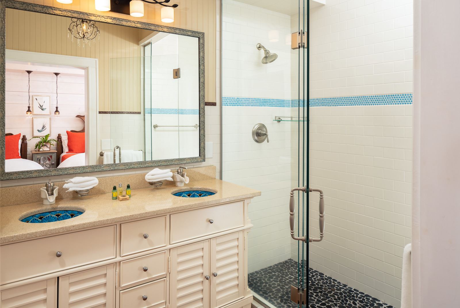 Persimmon Room - The White Birch Inn