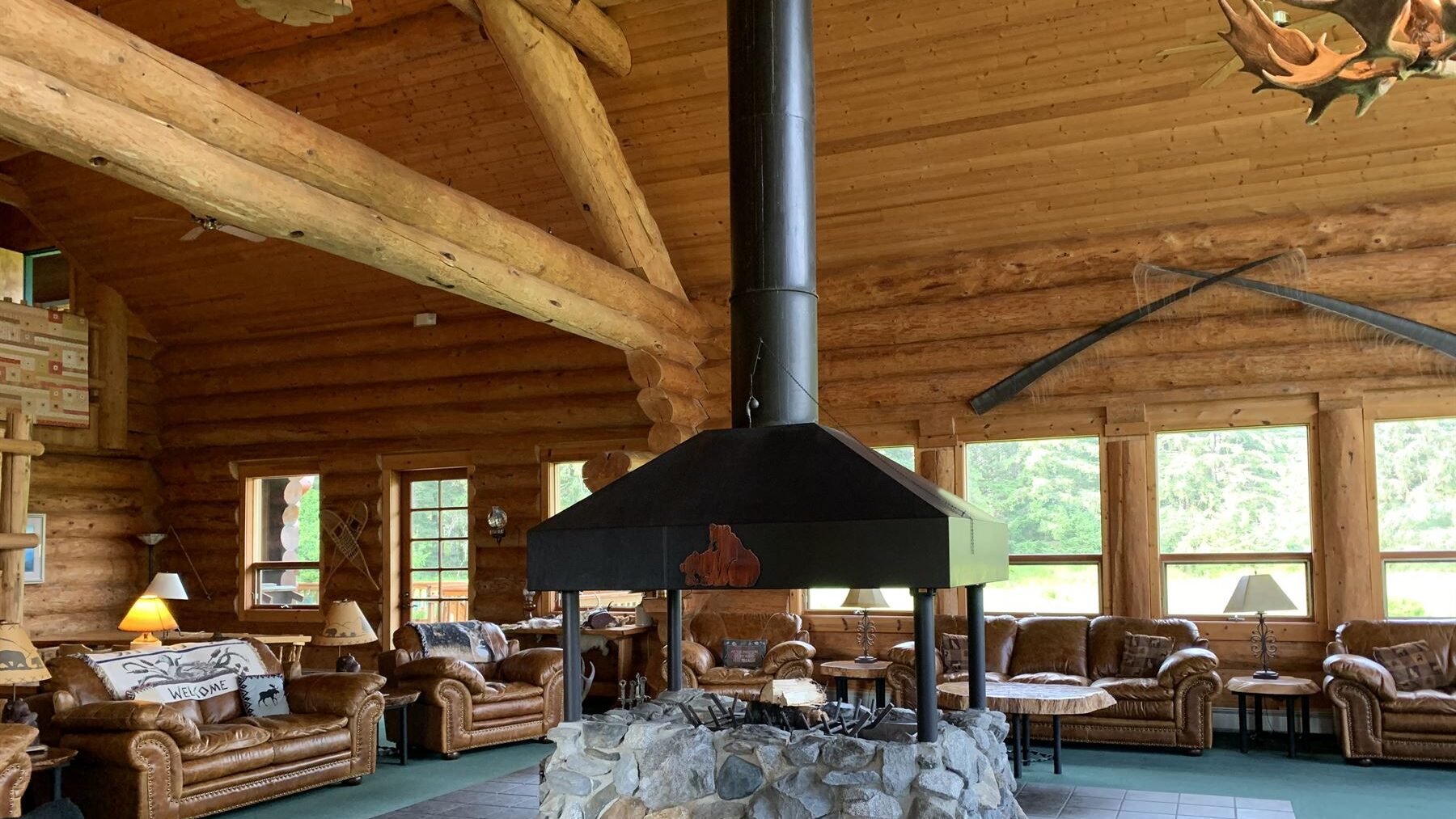 Home - BEAR TRACK INN