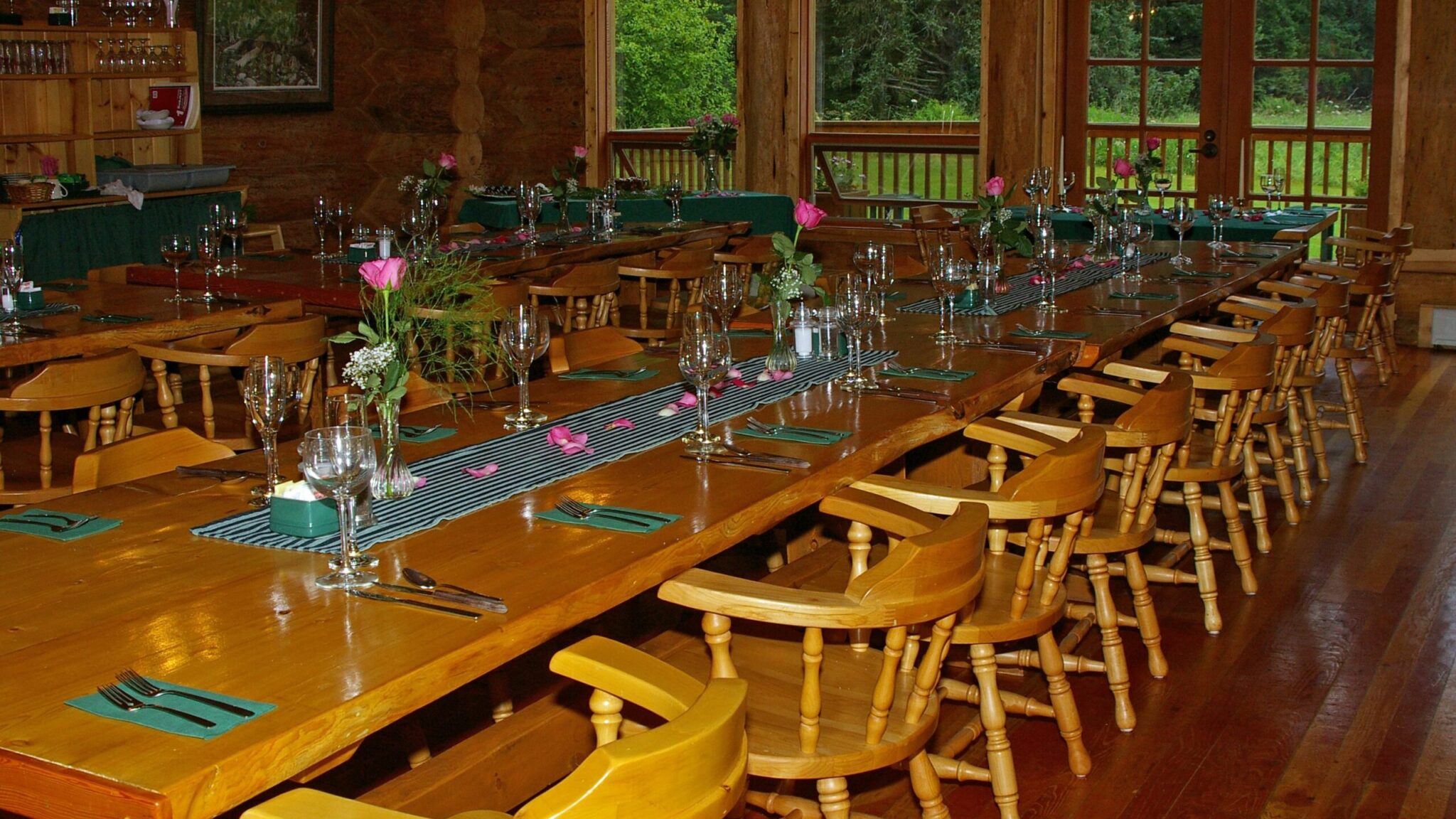 Dining - BEAR TRACK INN