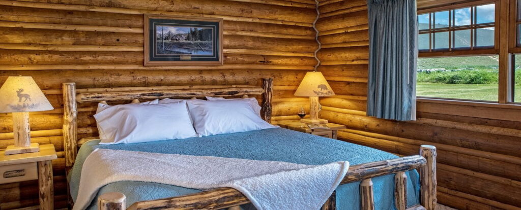 Browse Stanley, Idaho Accommodations | Stanley High Country Inn