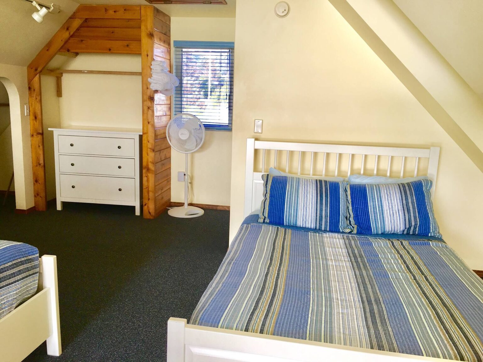 The Kachemak Cottage | Alaska Cottage Rentals by Driftwood Inn