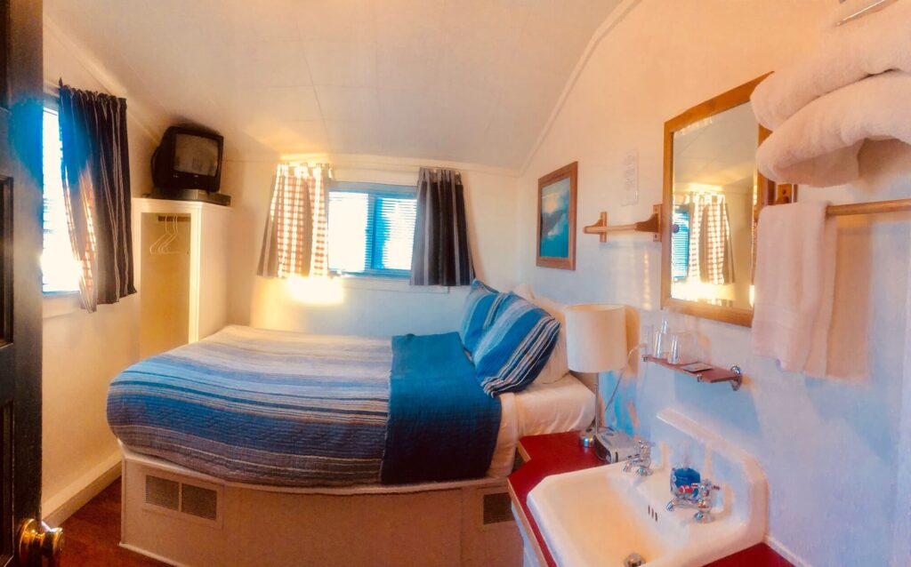 European Style Rooms at The Driftwood Inn | Lodging in Homer