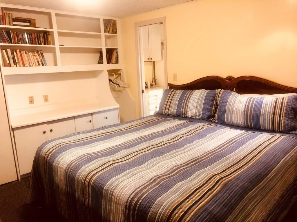 Room 21 at the Driftwood Inn | Accommodations in Homer
