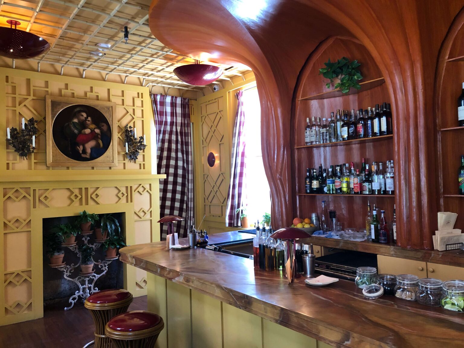 A Review of The Elysian Bar - La Belle Esplanade