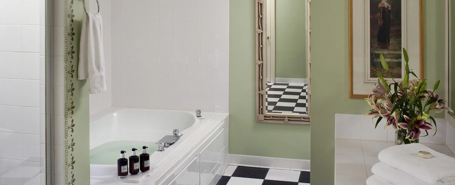 French Suite - Fairview Inn