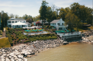 Ohio Wine Country at Geneva on the Lake - The Lakehouse Inn