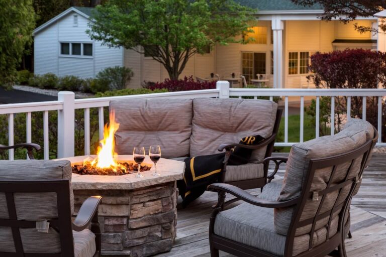 The Ashbrooke Hotel in Egg Harbor | Luxury Door County Hotel